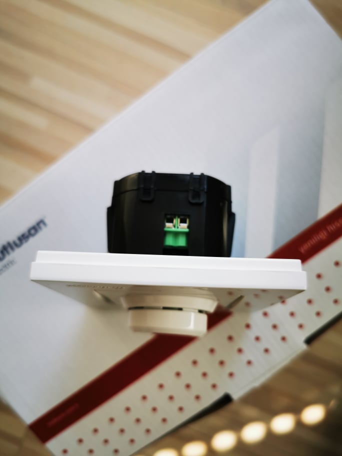 RL dimmer 325W - MaxTin Plus d.o.o.